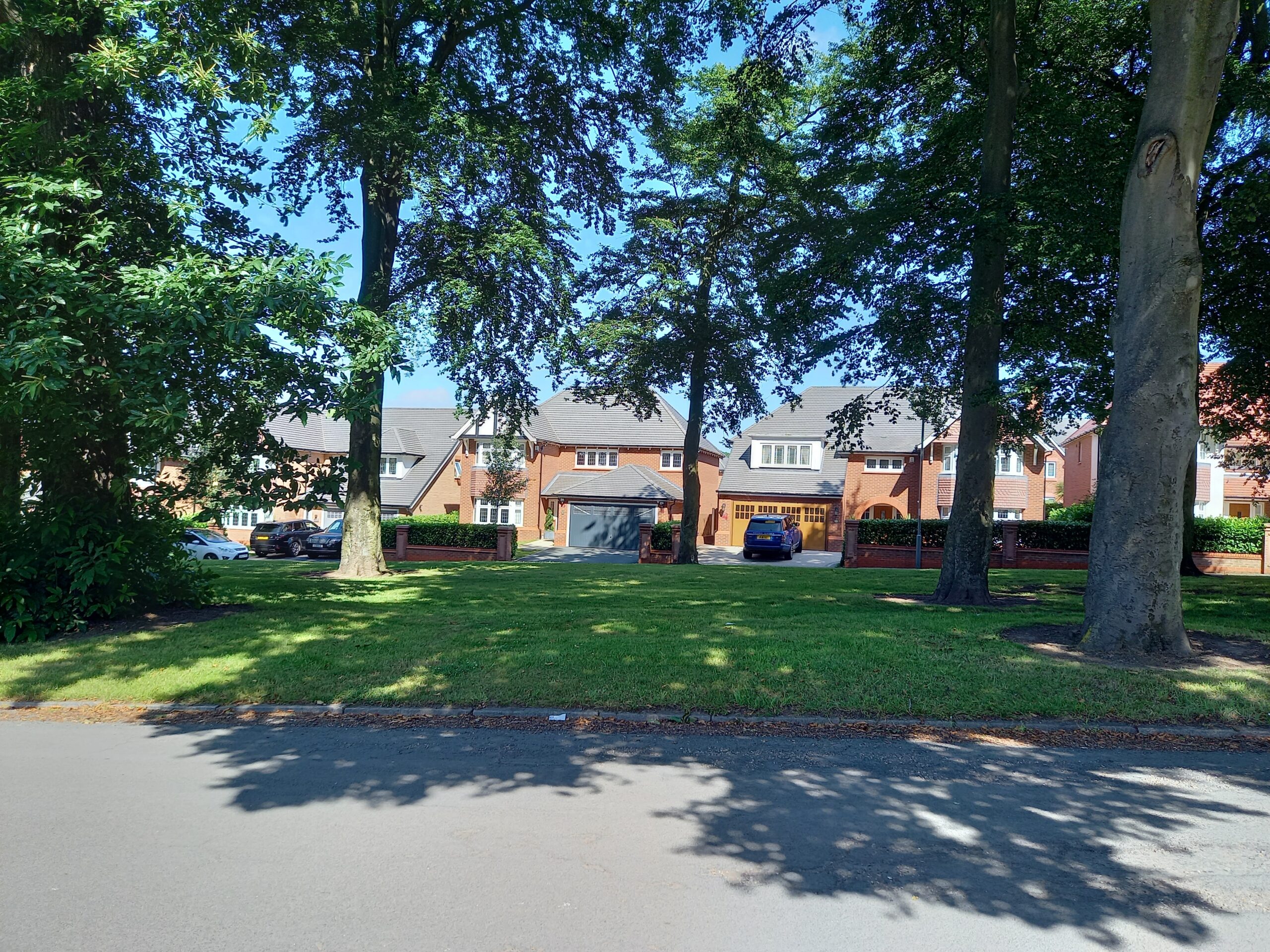 Heath Road, Liverpool, L19